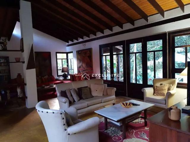 Casa / Sobrado para Venda em Ubatuba/SP Prumirim 3 Quartos