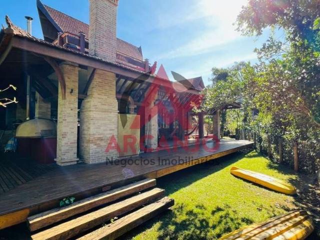 Casa / Sobrado para Venda em Ubatuba/SP Prumirim 10 Quartos