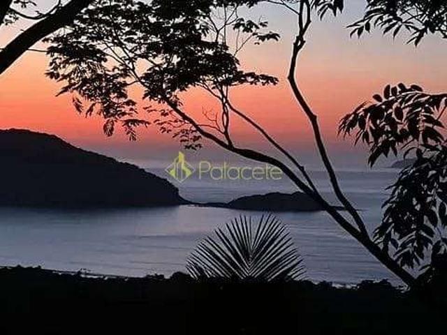 Casa / Sobrado para Venda em Ubatuba/SP Prumirim 4 Quartos