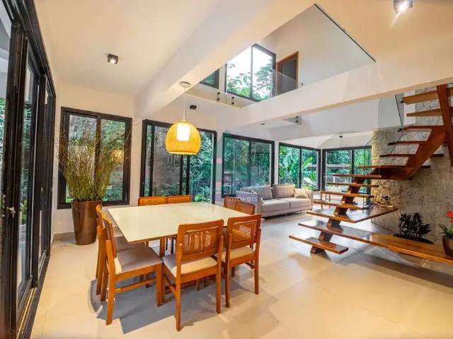 Casa / Sobrado para Venda em Ubatuba/SP Prumirim 4 Quartos