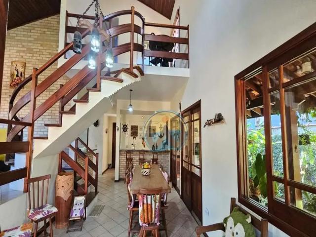 Casa / Sobrado para Venda em Ubatuba/SP Praia Grande 5 Quartos