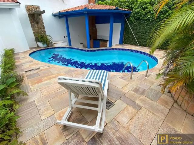 Casa / Sobrado para Venda em Ubatuba/SP Lázaro 4 Quartos