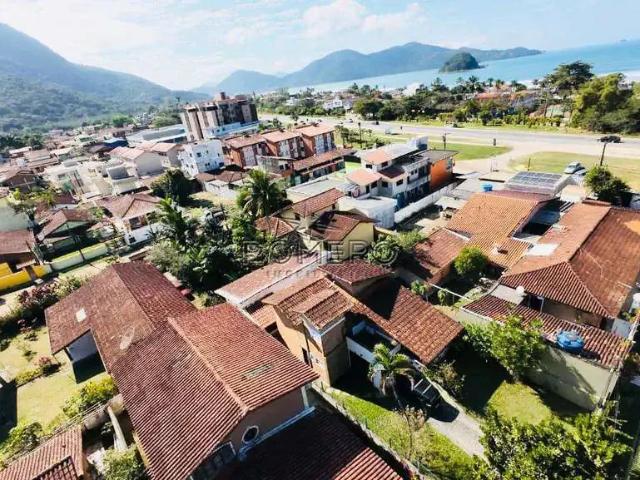Casa / Sobrado para Venda em Ubatuba/SP Sapé 4 Quartos
