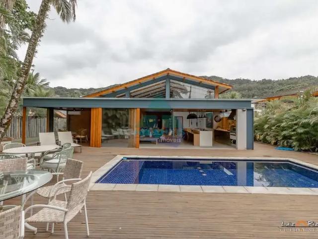 Casa / Sobrado para Venda em Ubatuba/SP Praia da Caçandoca 5 Quartos