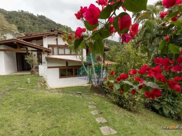 Casa / Sobrado para Venda em Ubatuba/SP Praia da Fortaleza 5 Quartos