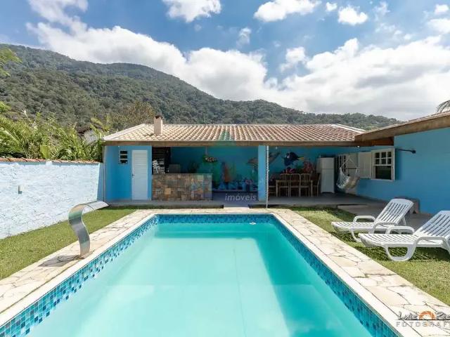 Casa / Sobrado para Venda em Ubatuba/SP Praia da Lagoinha 3 Quartos