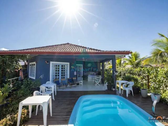 Casa / Sobrado para Venda em Ubatuba/SP Praia da Lagoinha 3 Quartos