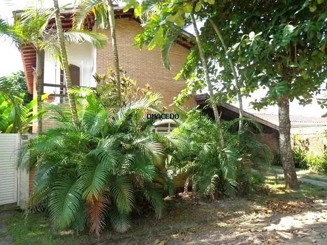 Casa / Sobrado para Venda em Ubatuba/SP Lagoinha 3 Quartos