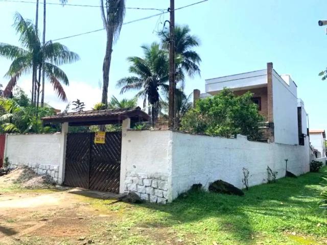 Casa / Sobrado para Venda em Ubatuba/SP Praia da Lagoinha 3 Quartos