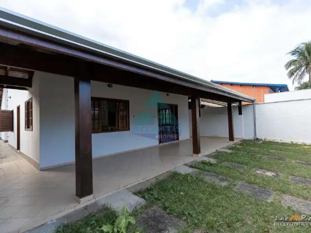 Casa / Sobrado para Venda em Ubatuba/SP Praia da Lagoinha 3 Quartos