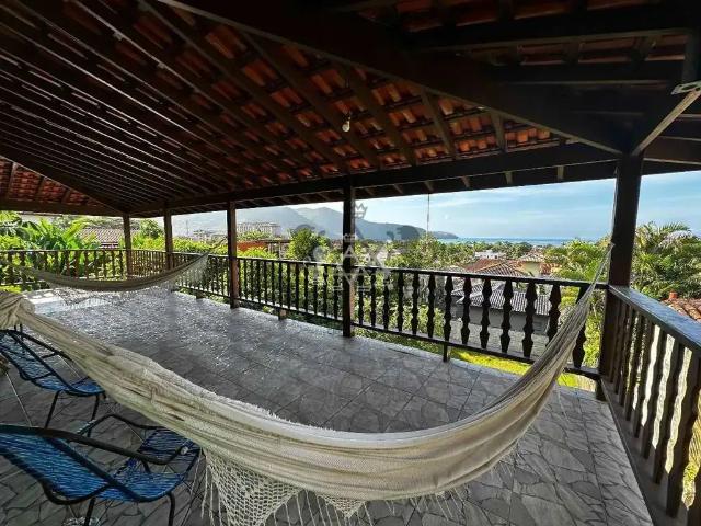 Casa / Sobrado para Venda em Ubatuba/SP Praia da Lagoinha 3 Quartos