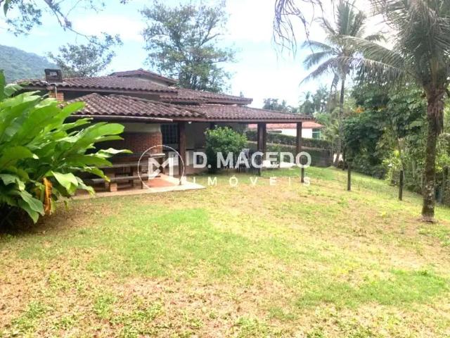 Casa / Sobrado para Venda em Ubatuba/SP Praia da Lagoinha 3 Quartos