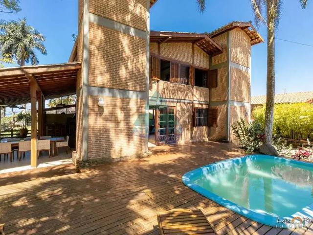 Casa / Sobrado para Venda em Ubatuba/SP Praia da Lagoinha 3 Quartos