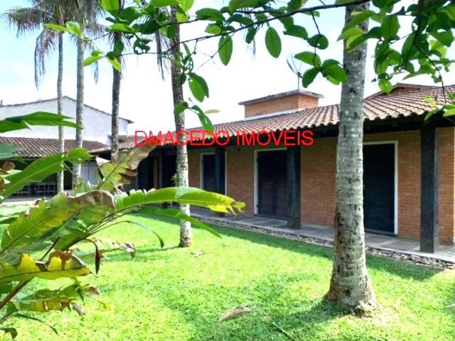 Casa / Sobrado para Venda em Ubatuba/SP Praia da Lagoinha 3 Quartos