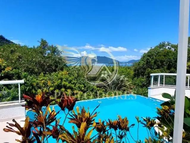 Casa / Sobrado para Venda em Ubatuba/SP Praia da Lagoinha 3 Quartos