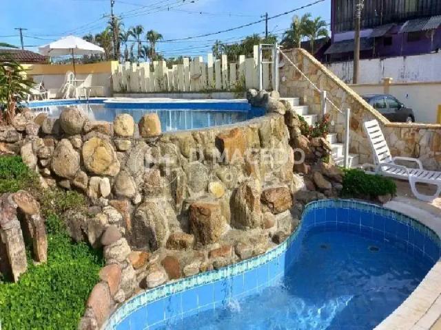 Casa / Sobrado para Venda em Ubatuba/SP Praia da Lagoinha 16 Quartos