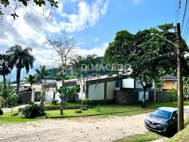Casa / Sobrado para Venda em Ubatuba/SP Praia da Lagoinha 7 Quartos