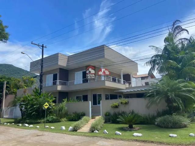 Casa / Sobrado para Venda em Ubatuba/SP Praia da Lagoinha 4 Quartos