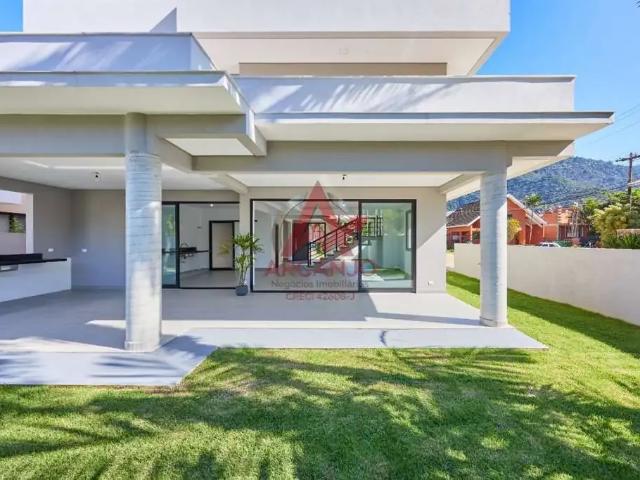 Casa / Sobrado para Venda em Ubatuba/SP Praia da Lagoinha 4 Quartos