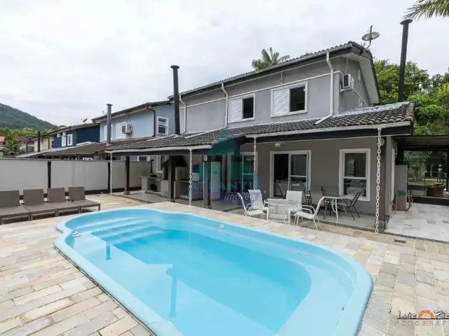 Casa / Sobrado para Venda em Ubatuba/SP Praia da Lagoinha 4 Quartos