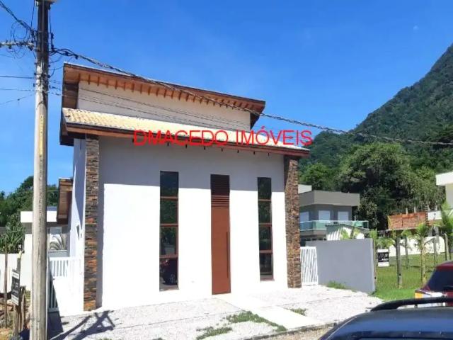Casa / Sobrado para Venda em Ubatuba/SP Praia da Lagoinha 4 Quartos