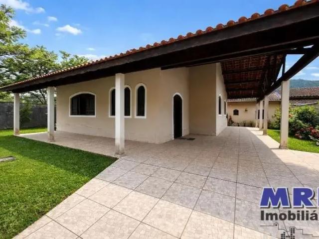 Casa / Sobrado para Venda em Ubatuba/SP Praia da Lagoinha 4 Quartos