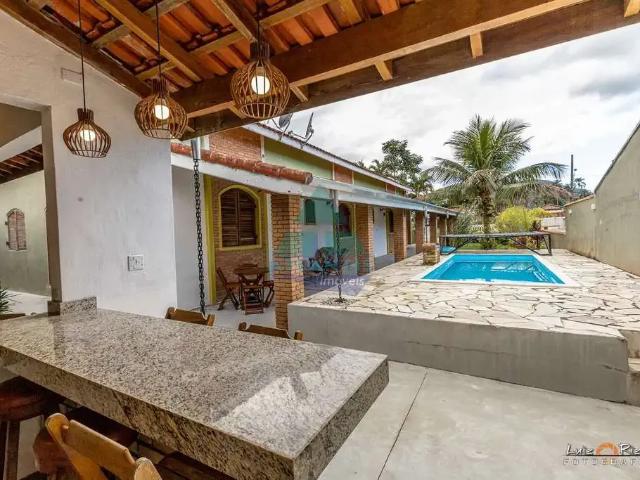 Casa / Sobrado para Venda em Ubatuba/SP Praia da Lagoinha 4 Quartos
