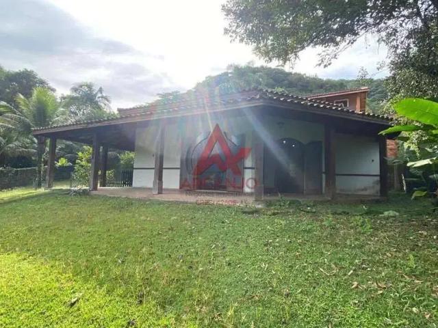 Casa / Sobrado para Venda em Ubatuba/SP Praia da Lagoinha 4 Quartos