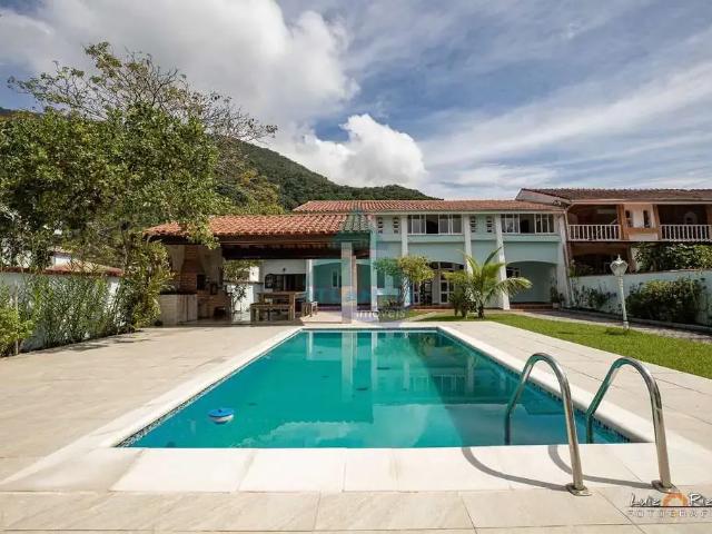 Casa / Sobrado para Venda em Ubatuba/SP Praia da Lagoinha 4 Quartos