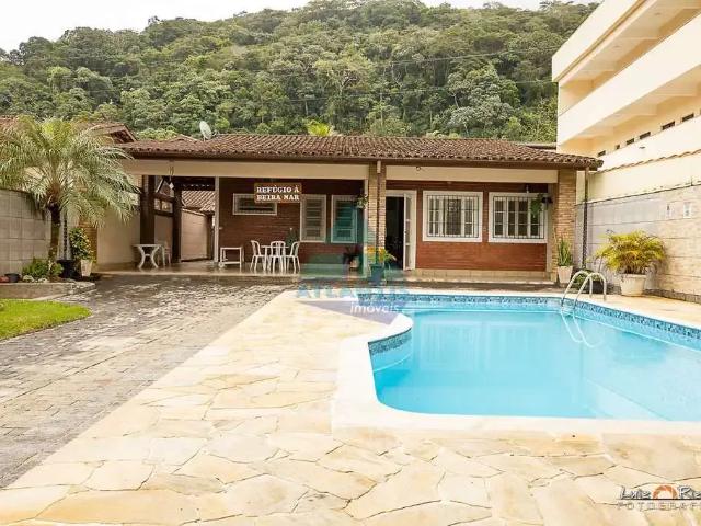 Casa / Sobrado para Venda em Ubatuba/SP Praia da Lagoinha 4 Quartos