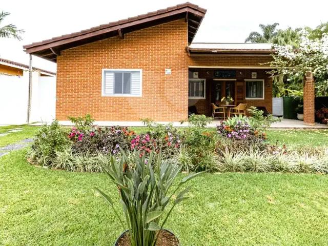 Casa / Sobrado para Venda em Ubatuba/SP Praia da Lagoinha 4 Quartos