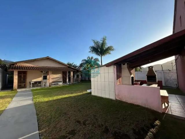 Casa / Sobrado para Venda em Ubatuba/SP Praia da Lagoinha 4 Quartos