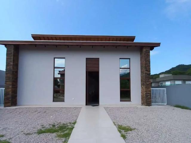 Casa / Sobrado para Venda em Ubatuba/SP Praia da Lagoinha 4 Quartos