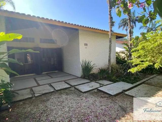Casa / Sobrado para Venda em Ubatuba/SP Praia da Lagoinha 5 Quartos