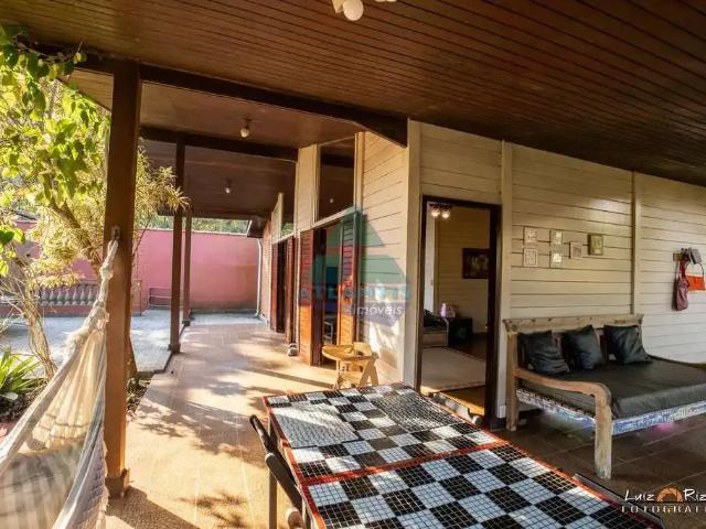 Casa / Sobrado para Venda em Ubatuba/SP Praia da Lagoinha 5 Quartos