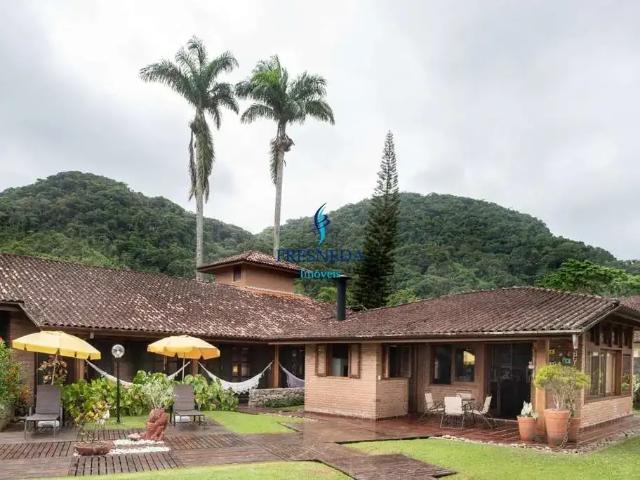 Casa / Sobrado para Venda em Ubatuba/SP Praia Dura 6 Quartos