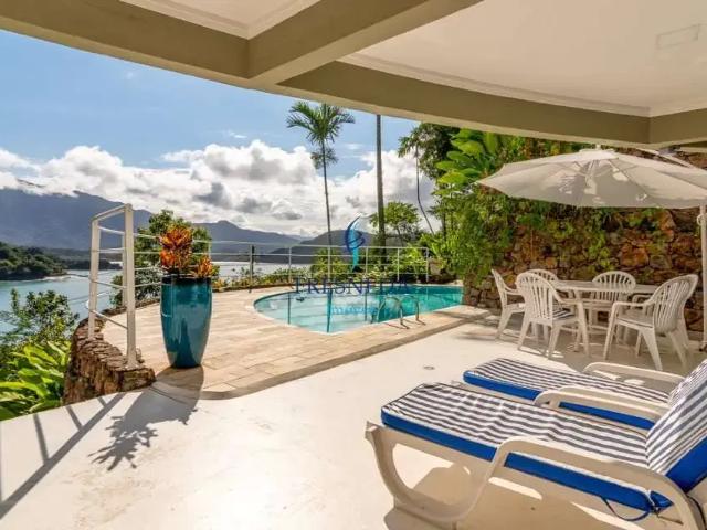Casa / Sobrado para Venda em Ubatuba/SP Praia Vermelha do Sul 4 Quartos
