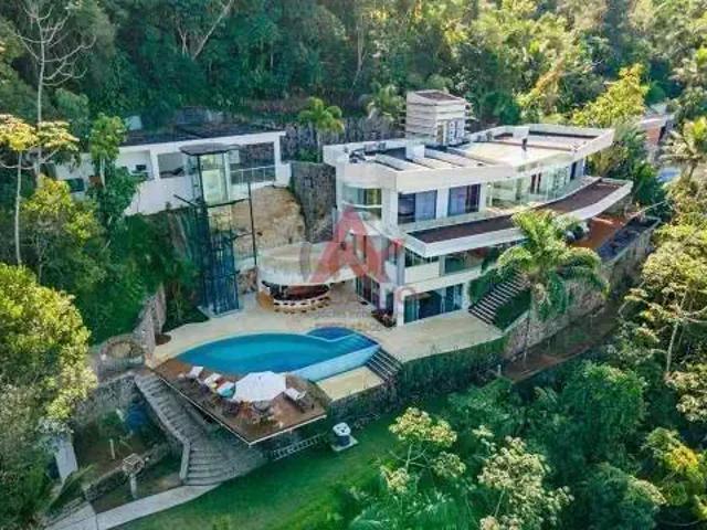 Casa / Sobrado para Venda em Ubatuba/SP Praia Vermelha do Sul 6 Quartos