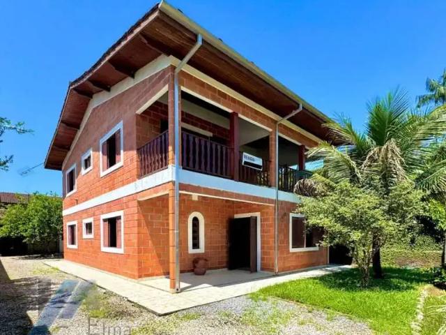 Casa / Sobrado para Venda em Ubatuba/SP Ressaca 4 Quartos