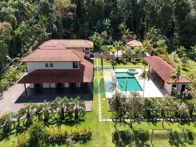 Casa / Sobrado para Venda em Ubatuba/SP Ressaca 6 Quartos