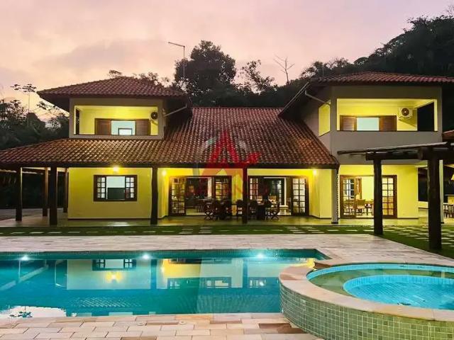 Casa / Sobrado para Venda em Ubatuba/SP Ressaca 6 Quartos