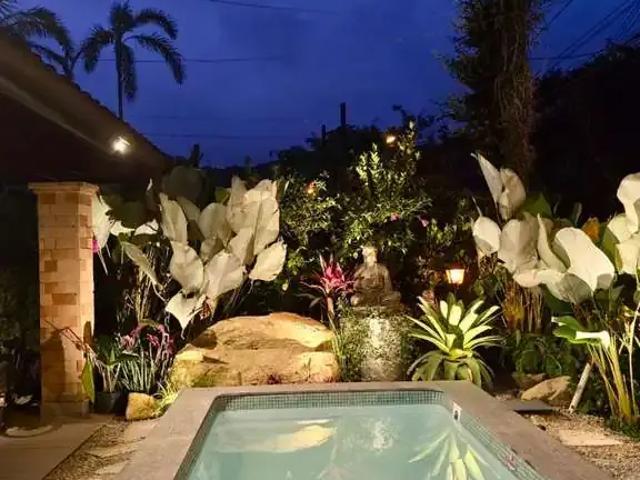 Casa / Sobrado para Venda em Ubatuba/SP Ressaca