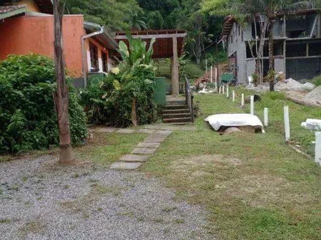 Casa / Sobrado para Venda em Ubatuba/SP Ressaca 2 Quartos