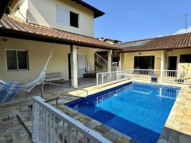 Casa / Sobrado para Venda em Ubatuba/SP Ressaca 3 Quartos