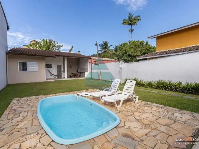 Casa / Sobrado para Venda em Ubatuba/SP Toninhas 3 Quartos