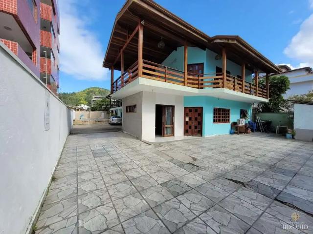 Casa / Sobrado para Venda em Ubatuba/SP Toninhas 12 Quartos