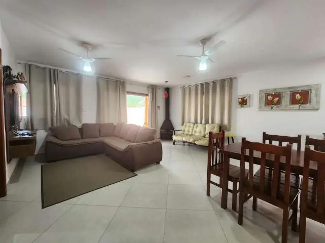 Casa / Sobrado para Venda em Ubatuba/SP Toninhas 4 Quartos