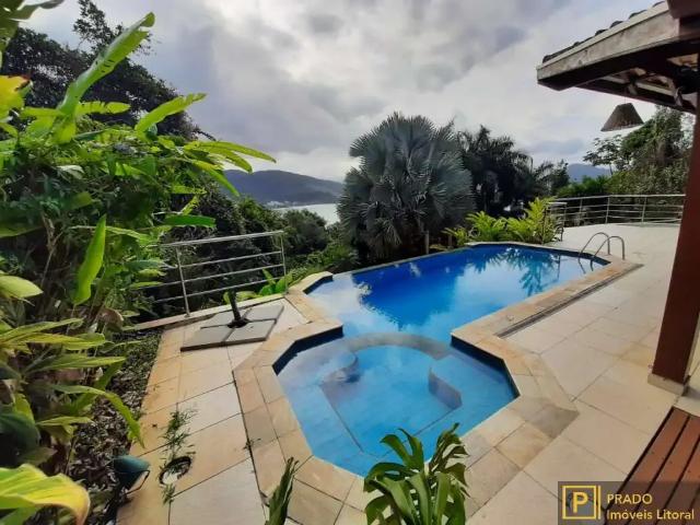 Casa / Sobrado para Venda em Ubatuba/SP Toninhas 6 Quartos