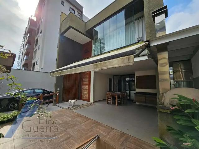 Casa / Sobrado para Venda em Ubatuba/SP Tenório 5 Quartos