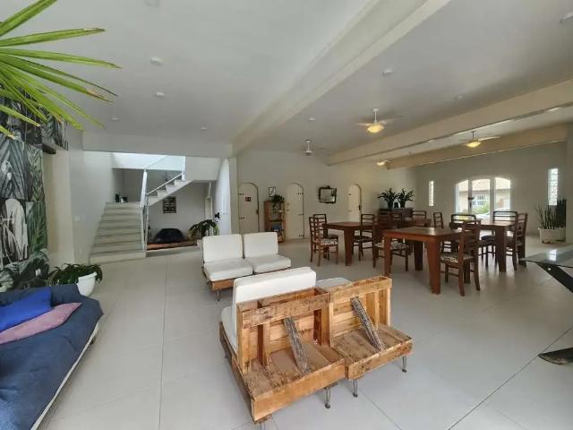 Casa / Sobrado para Venda em Ubatuba/SP Tenório 9 Quartos